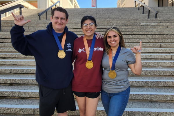 Home | UTSA Volunteers | UTSA | University of Texas at San Antonio