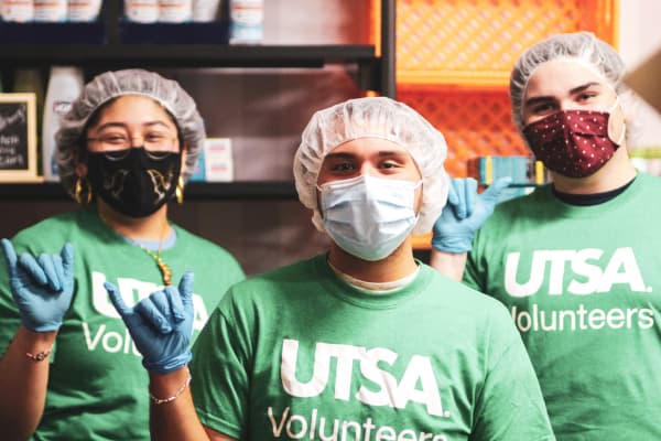 Volunteer | Leadership and Volunteer Services | UTSA | University of ...